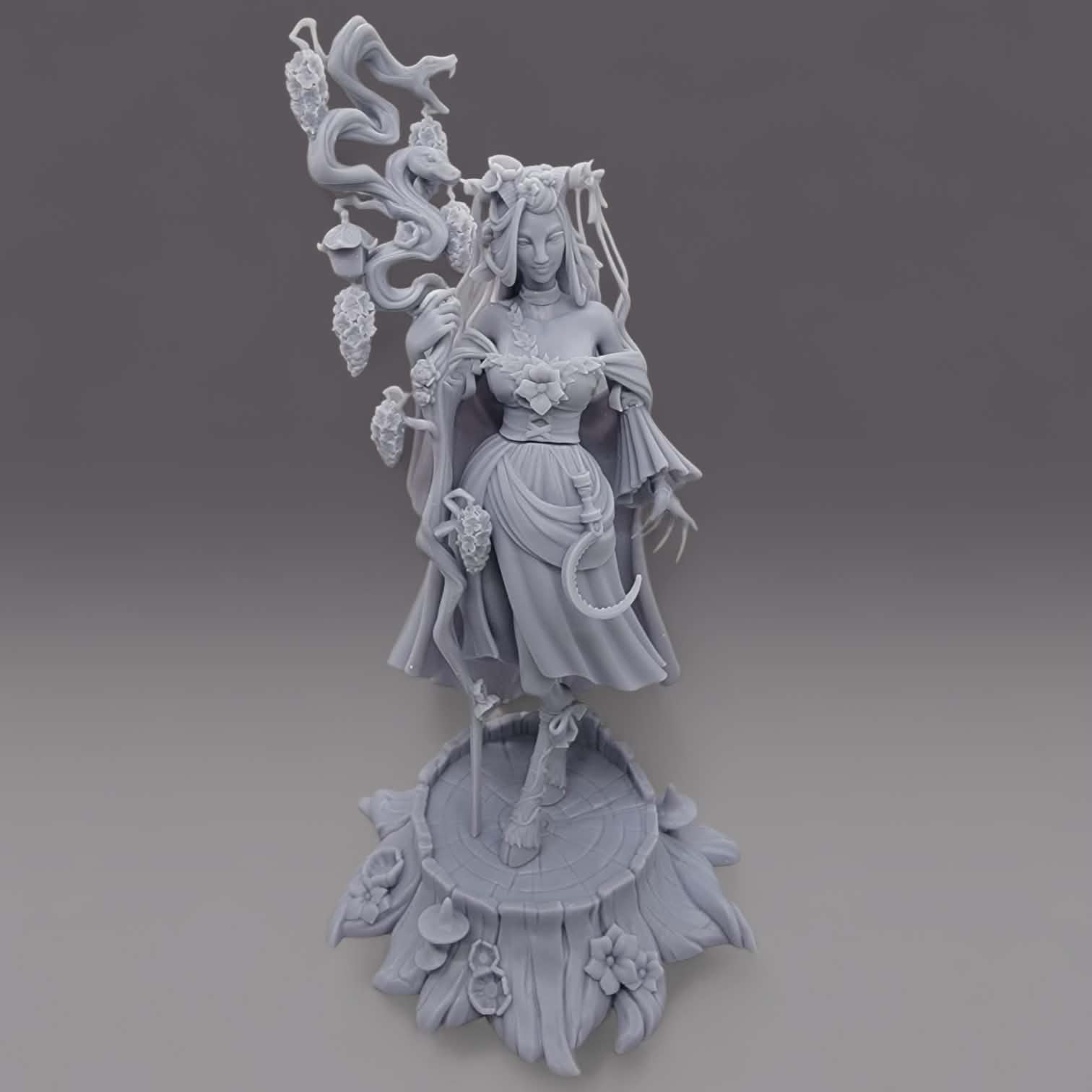 Fearne - Critical Role - 1:8 Scale & Bust – Dungeon Master Minis